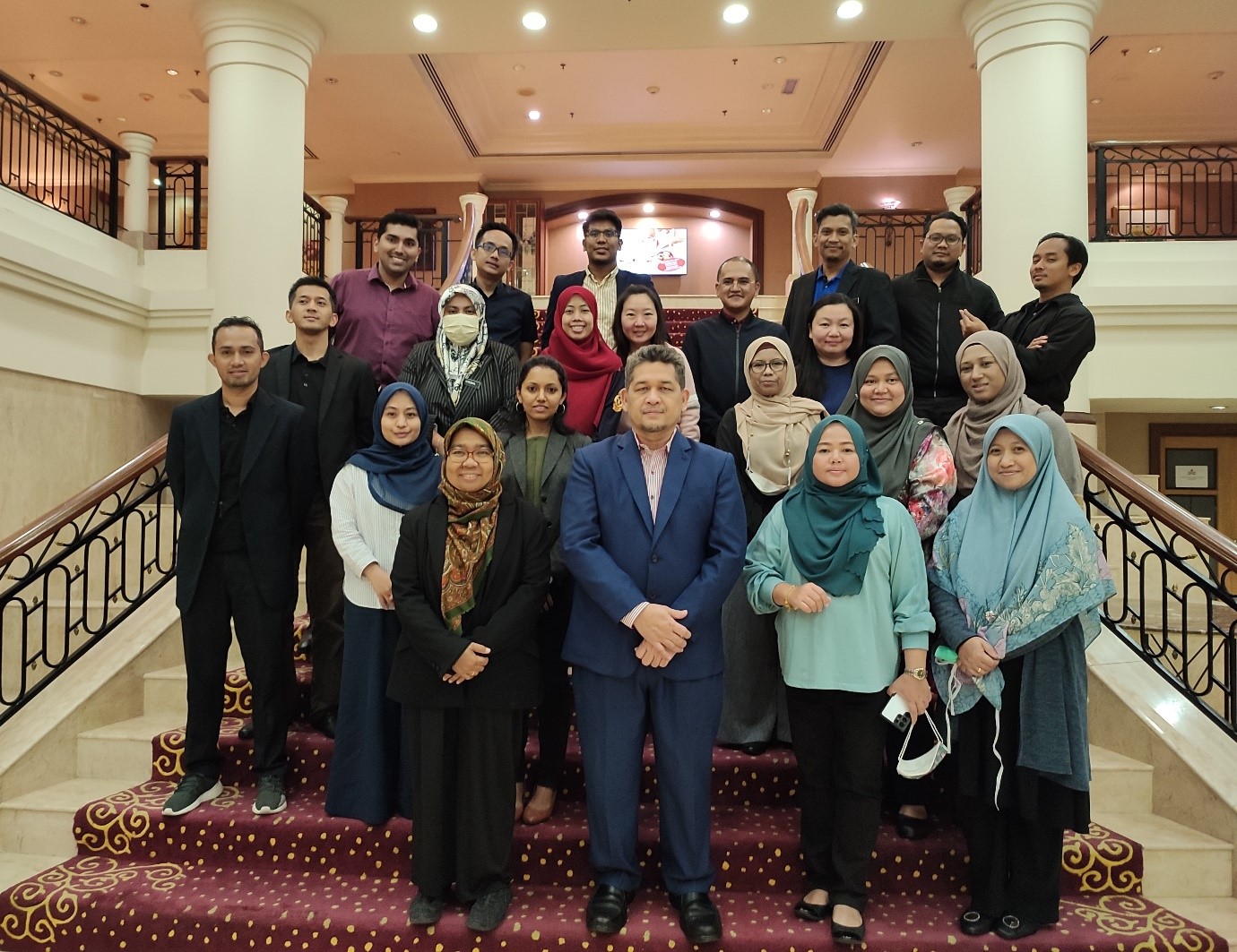 ECONOMIC GOALS AND SOCIAL OBJECTIVES NEED NOT NECESSARILY MUTUALLY EXCLUSIVE